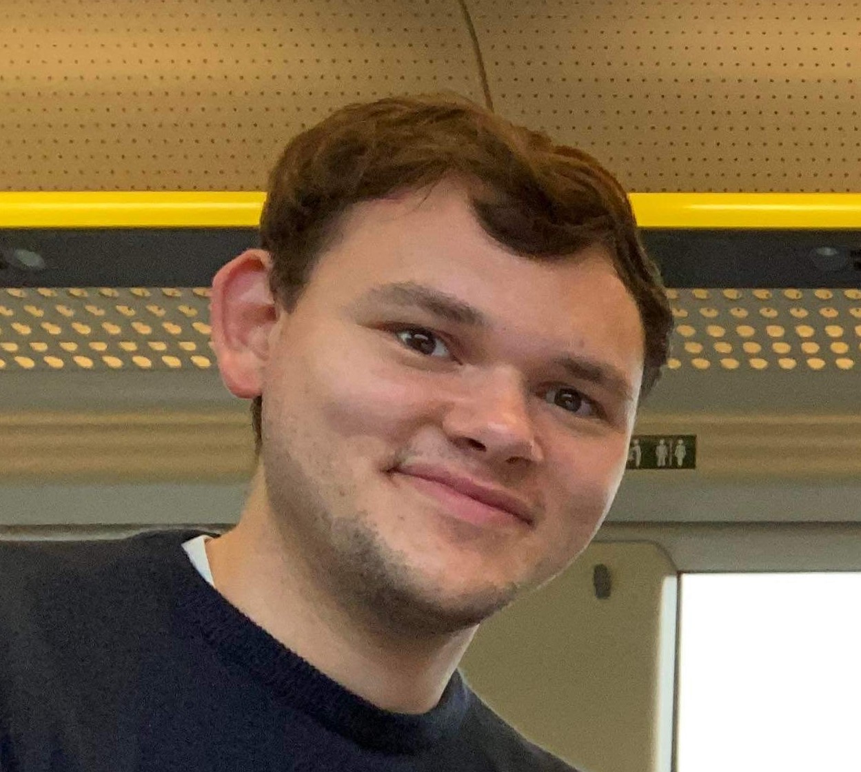 dominic felts is a bass baritone singer from lincolnshire now living in ...